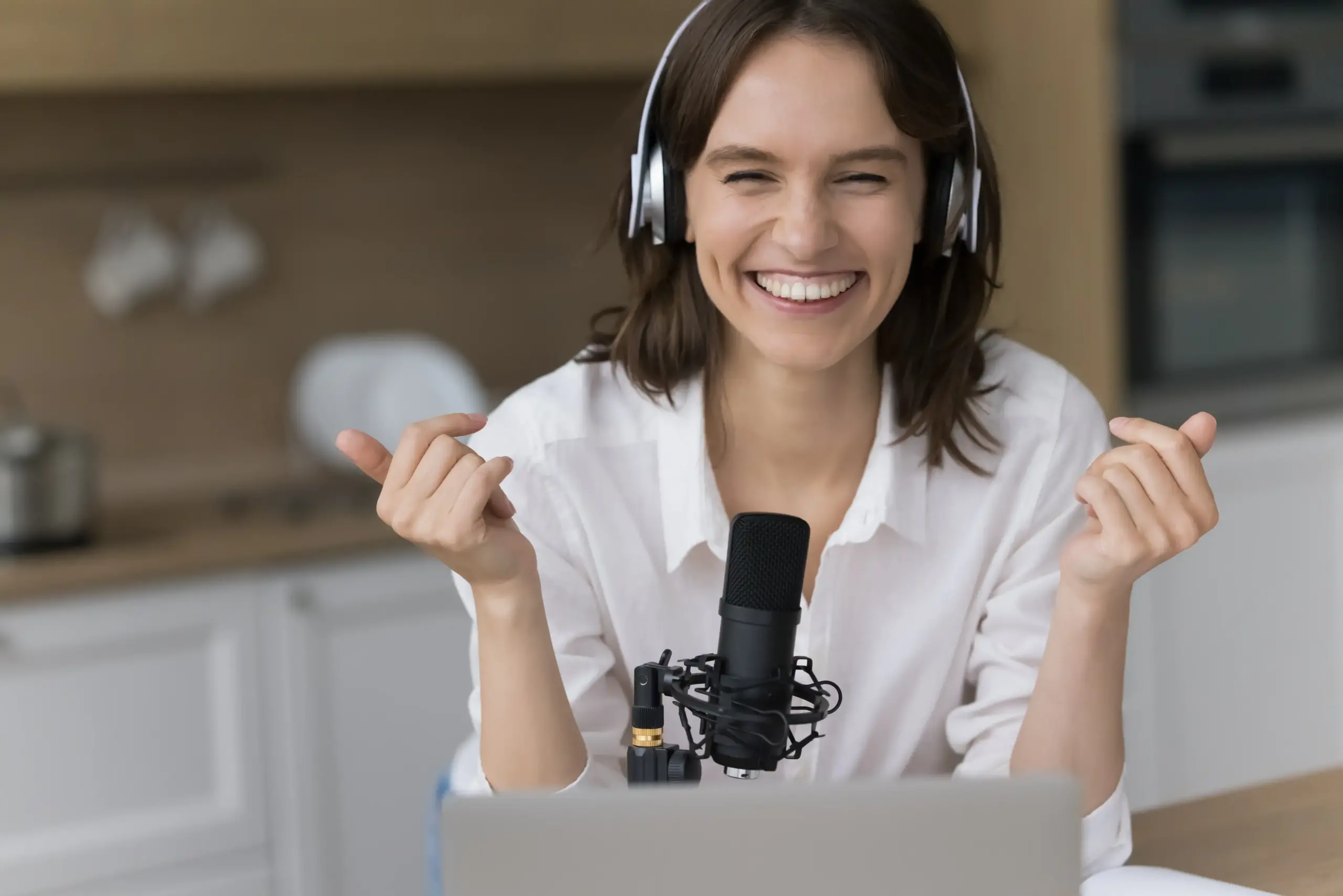 ¡Crea intros de podcast irresistibles! 🎙️