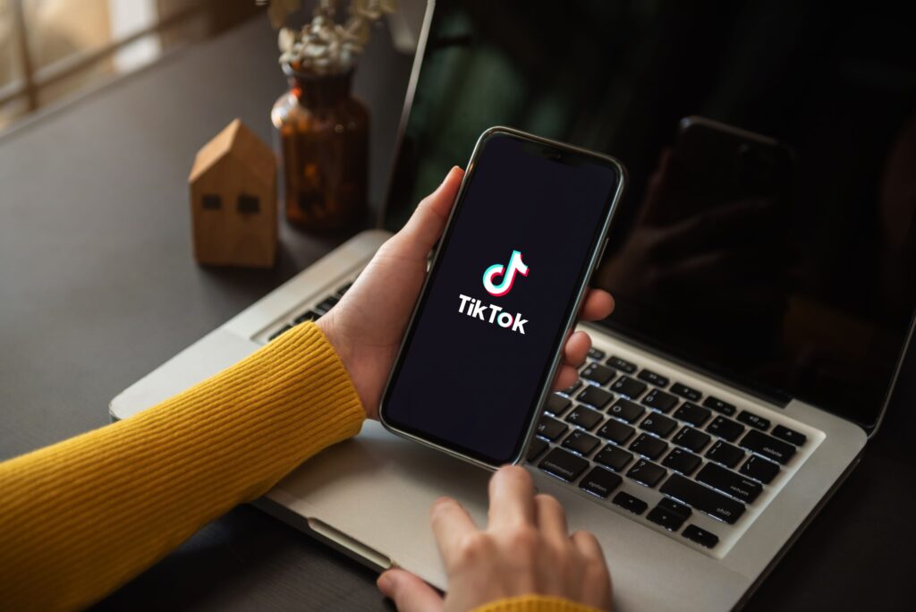 Fortalece tu estrategia de redes sociales con TikTok 🚀 | Gmedia