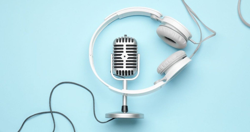 Consejos para promocionar tu pódcast en redes sociales...